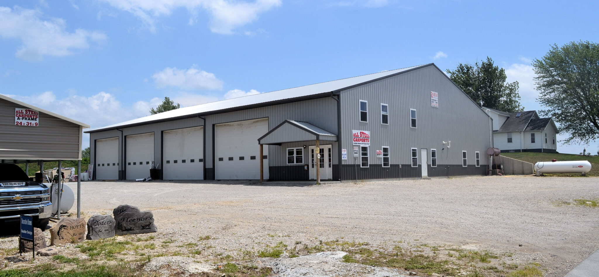 Montgomery Indiana - Raber Storage Barns